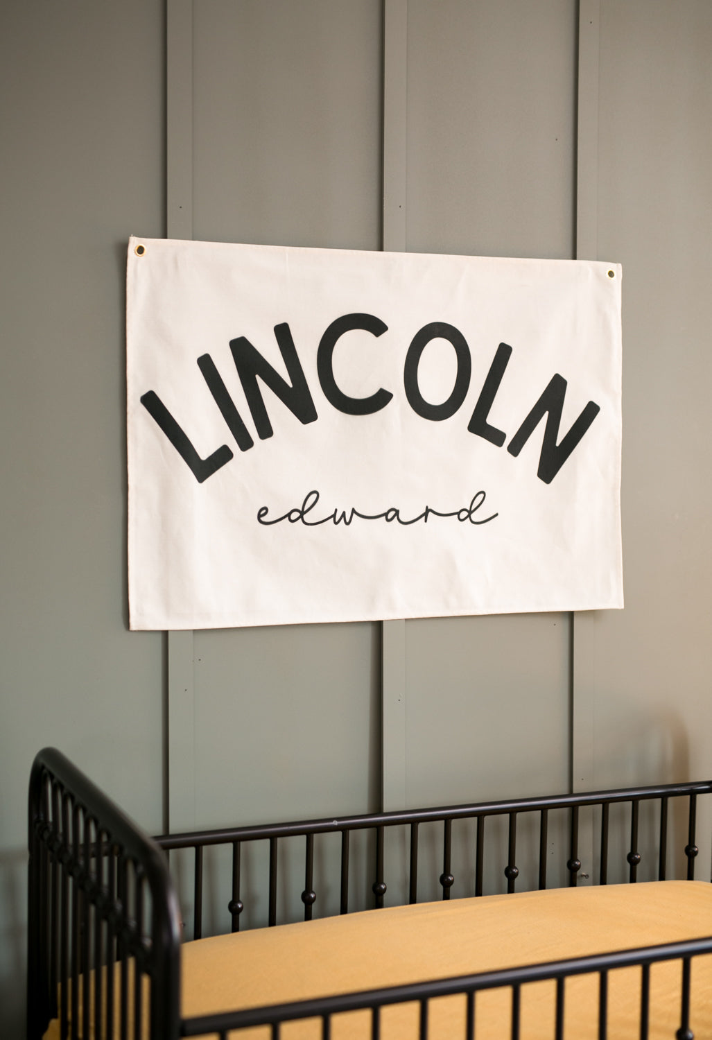 The Lincoln Banner – houseofroundsfontpreview